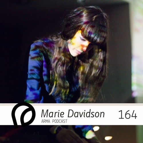 Marie Davidson - live at Outline Festival 2015 (Moscow) - 04-Jul-2015