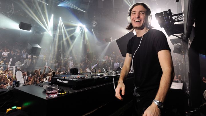 Alesso - Live at Ultra Music Festival (Miami) - 29-Mar-2014