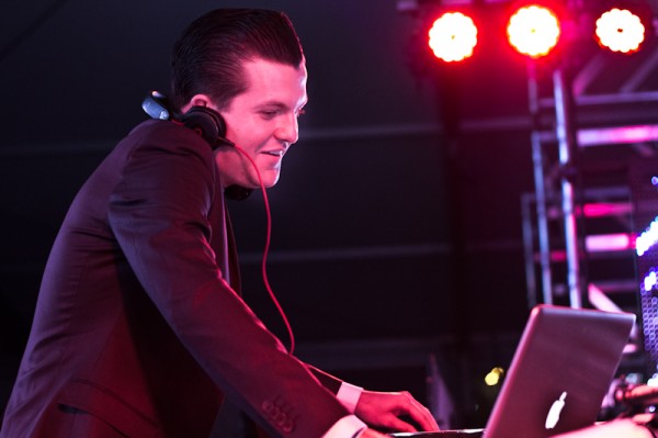 Dillon Francis - Live @ Mothership Insomniac Countdown NYE (San ...