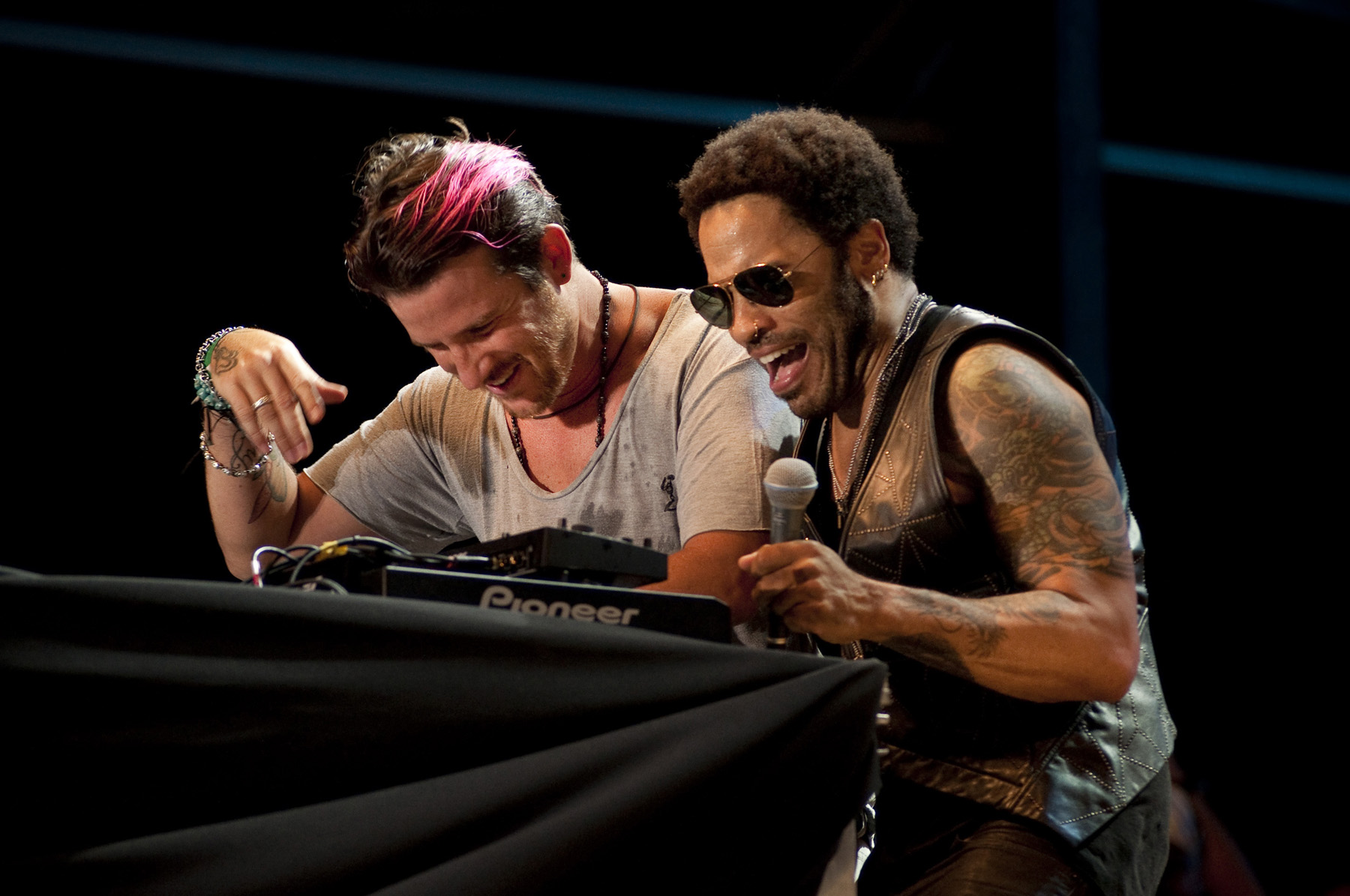 Luciano - live at Cadenza Showcase, Blue Parrot (BPM Festival 2014 ...