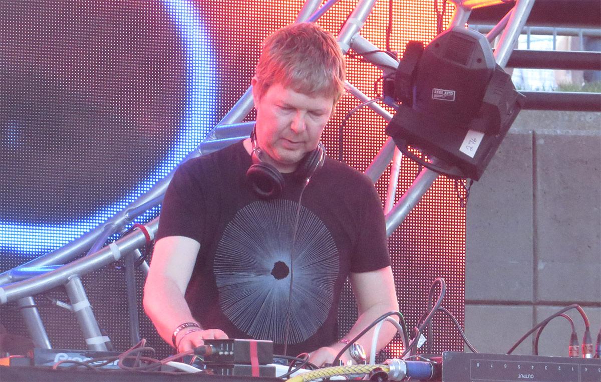 John Digweed Photo/Image Gallery on Tribalmixes