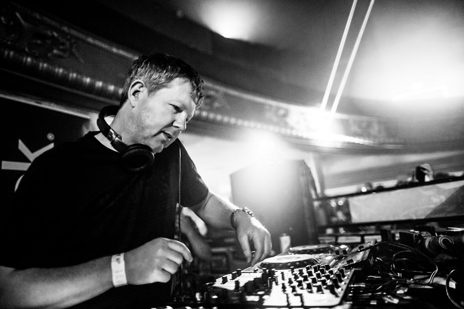 John Digweed Photo/Image Gallery on Tribalmixes