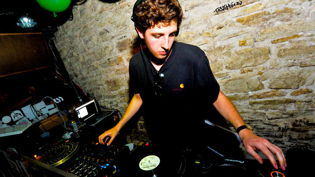 Jamie XX - Essential Mix 960 - 09-Jun-2012
